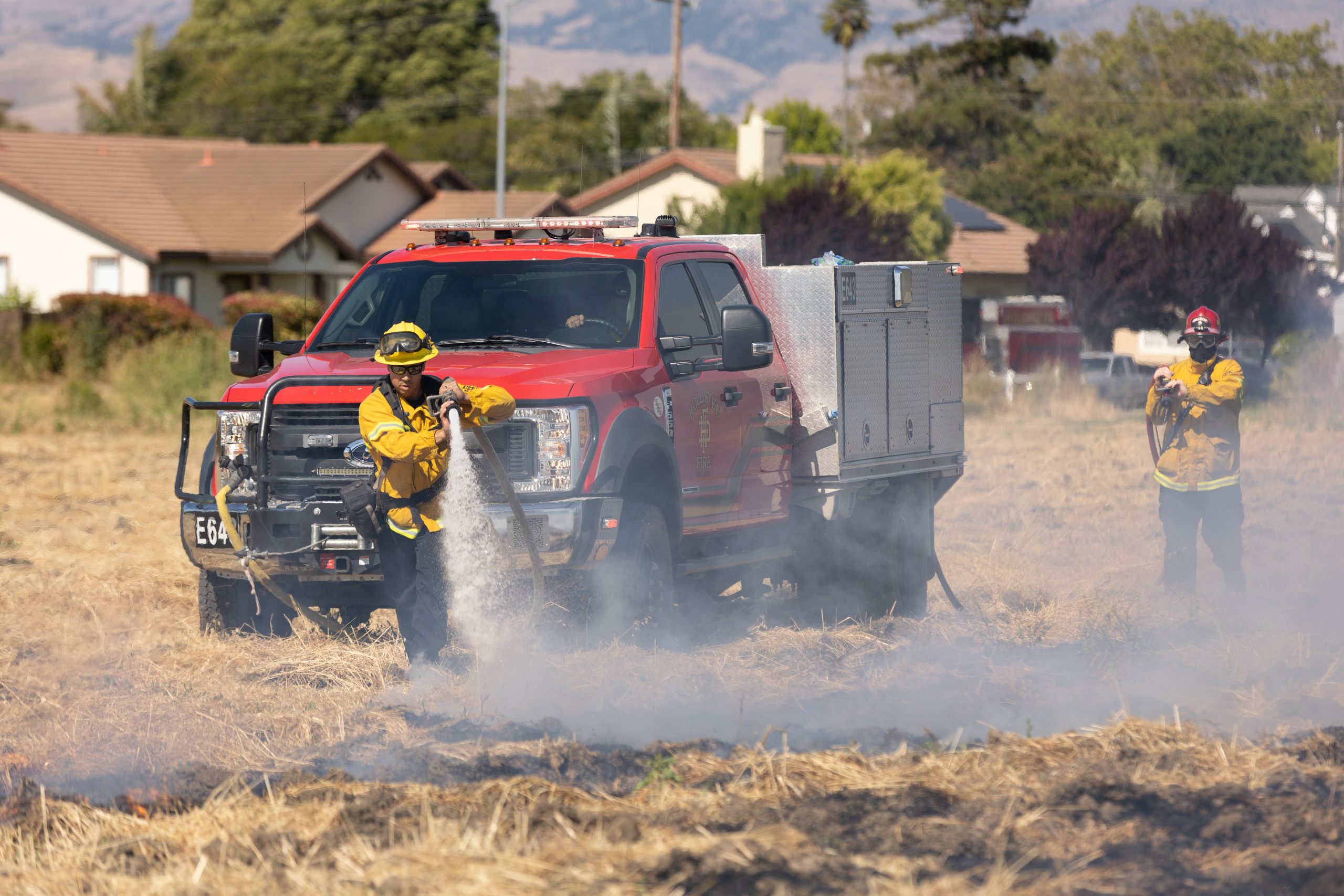 Fire in Hollister burns a little over one acre | BenitoLink