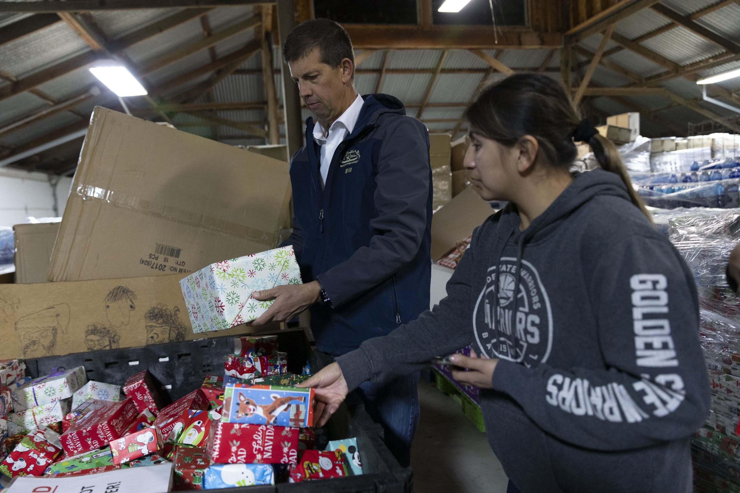 Bulldog Boxing to distribute toys to children in Hollister | BenitoLink