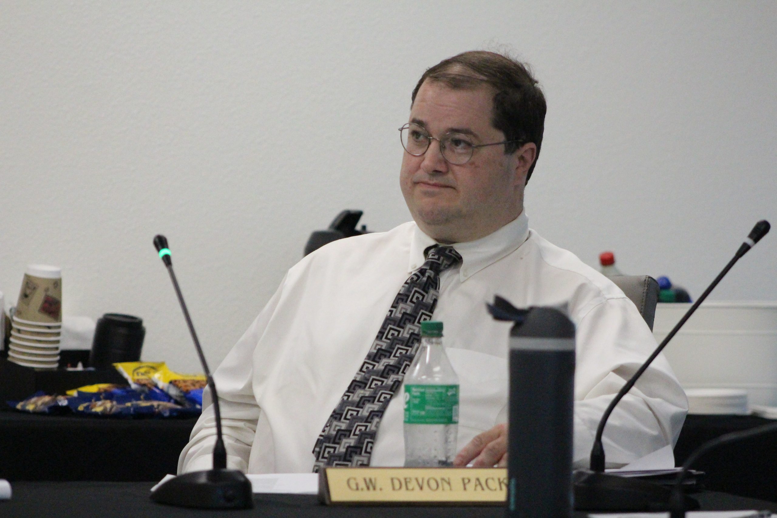 Hospital board picks Michigan-based health group to take over Hazel ...